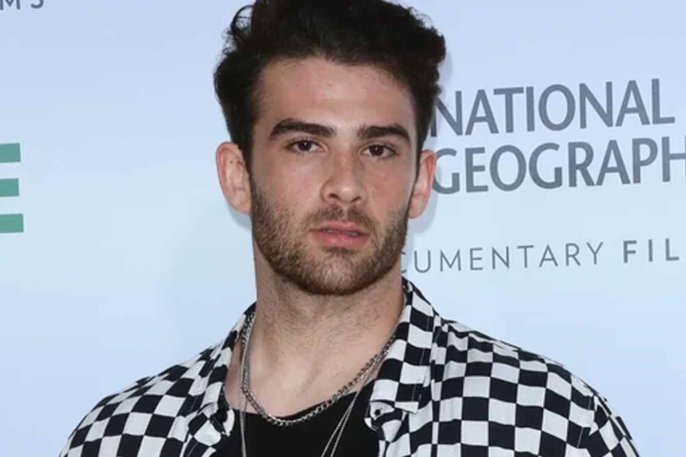 Twitch Star Hasan Piker DETAINED at U.S. Border, Probed On Pro-Palestine, Anti-Trump Views